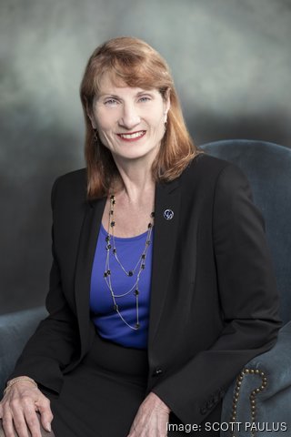 Karin Gale: Corporate Executive — How to balance work, service and ...