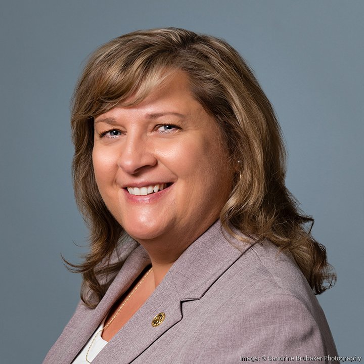 Kelly Bell's Instagram, Twitter & Facebook on IDCrawl