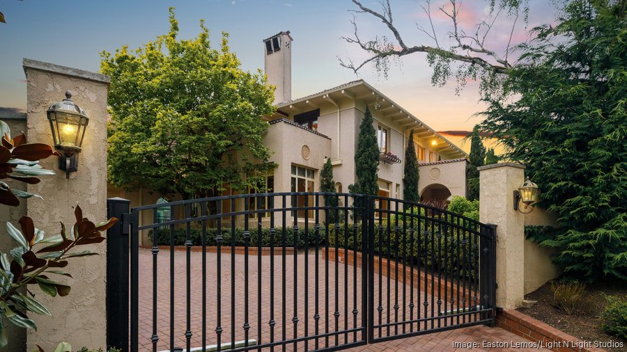 Hector Lizardi puts Mount Baker home on the market - Puget Sound ...