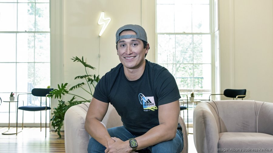 Helios Life Enterprises competes a TechCrunch Disrupt 2022 - Albany ...