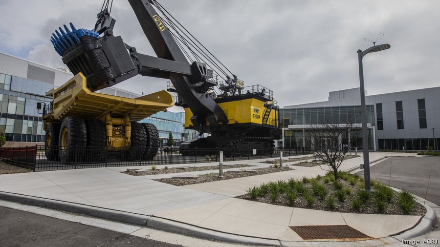 Gee Heavy Machinery's assets to be auctioned off next week - Sacramento ...