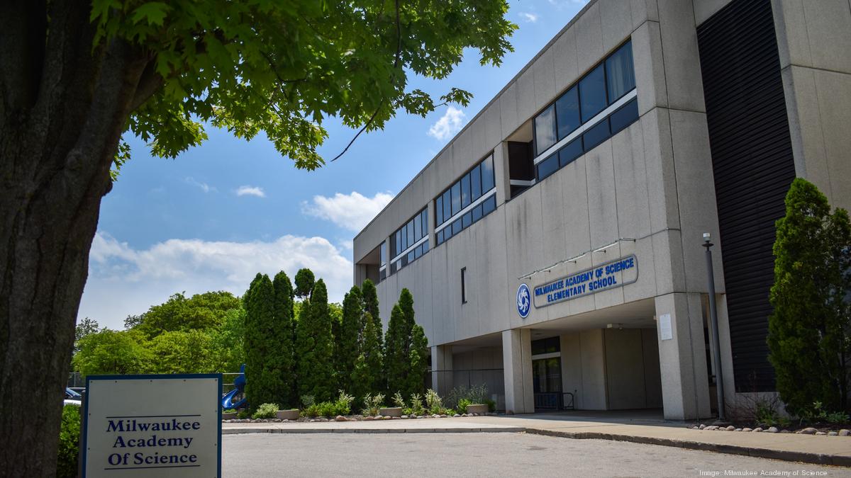 Milwaukee 'I Have A Dream' education program will also help low-income ...