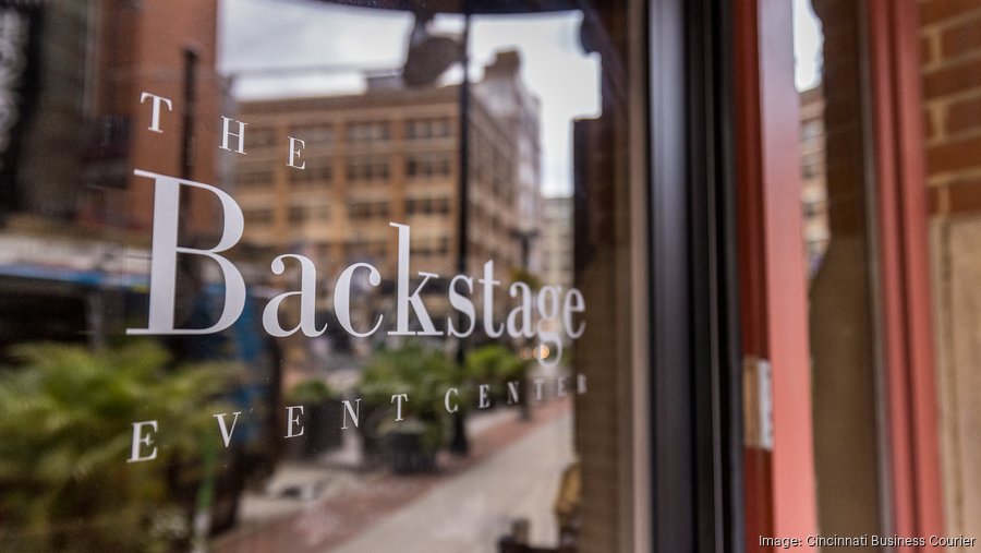 Downtown restaurant Nicholson's expands into shuttered Horse & Barrel ...