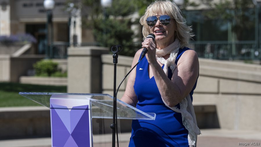 40 Under 40 Hall of Fame: Beth Weirick, Downtown Milwaukee BID ...