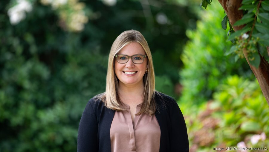 Women Who Lead | Financial Planning: Lindsey Rhea of Alia Wealth ...