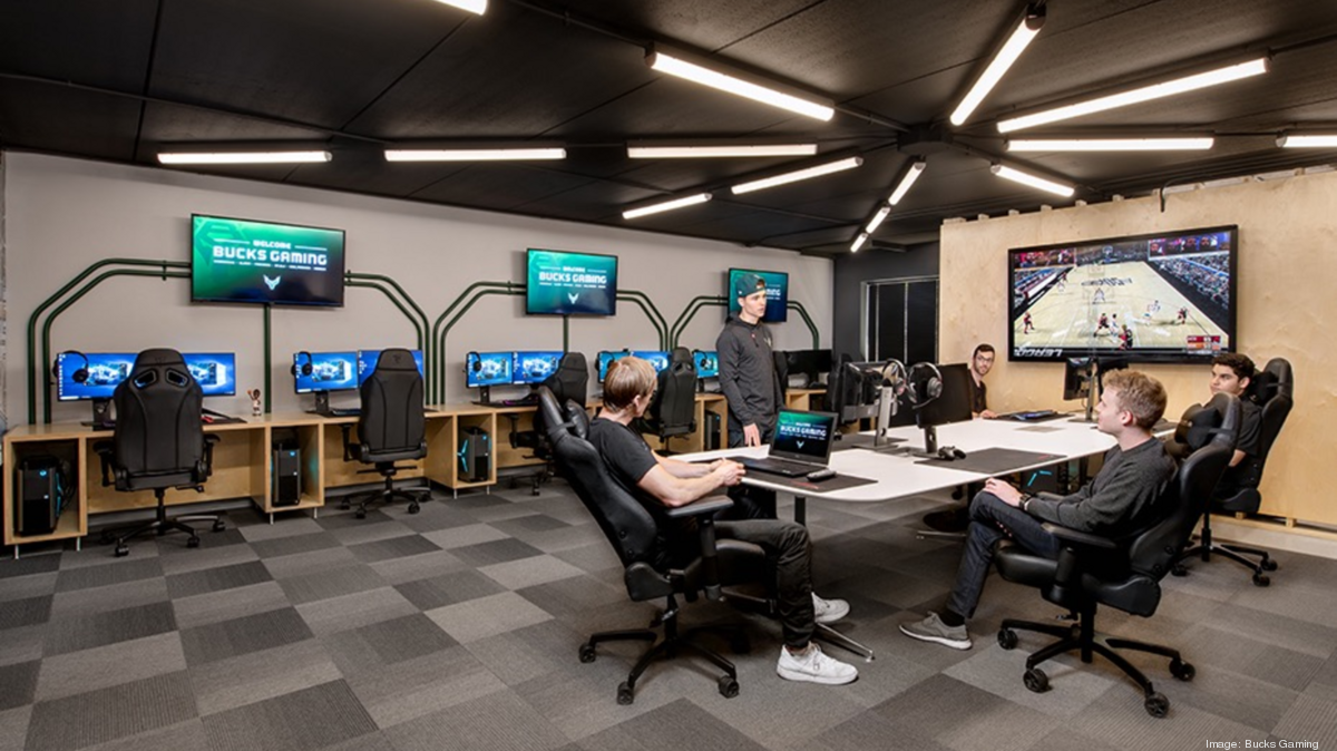 Bucks Gaming hosts first-ever youth summer camp for esports - Milwaukee ...