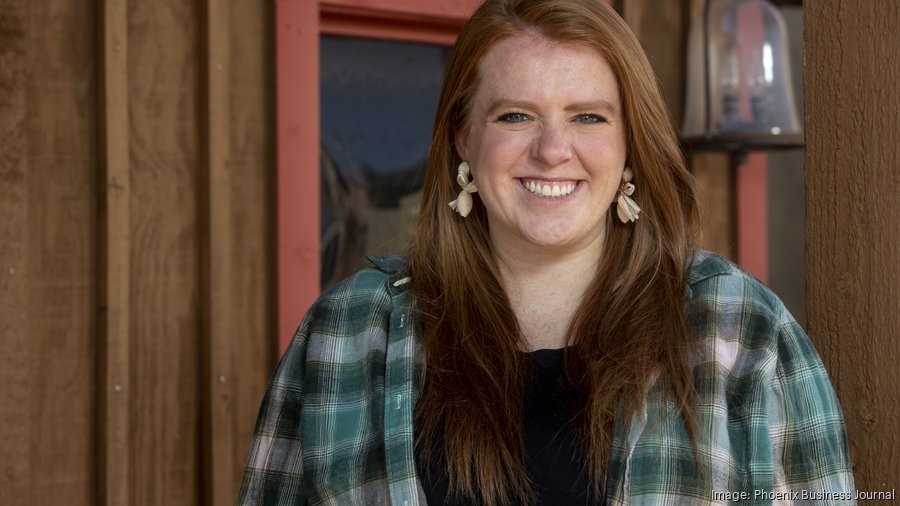 Phoenix Business Journal 40 Under 40 2022: Sarah Shambrook - Phoenix ...