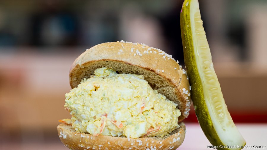 New owner YY Davis overhauls Marx Hot Bagels in Blue Ash - all the ...