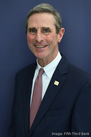 Mark Hoppe, Fifth Third's president of Chicago market, to retire ...