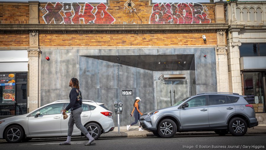 HAN Asian Bistro & Lounge offers futuristic nightlife in Allston ...