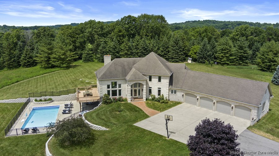 See $1.25M Colgate home with saltwater pool on 17 acres: Open House ...
