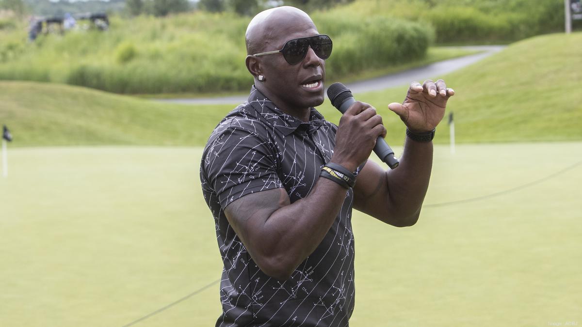 Donald Driver-Charlie Berens show during Green Bay Packers game a hit ...