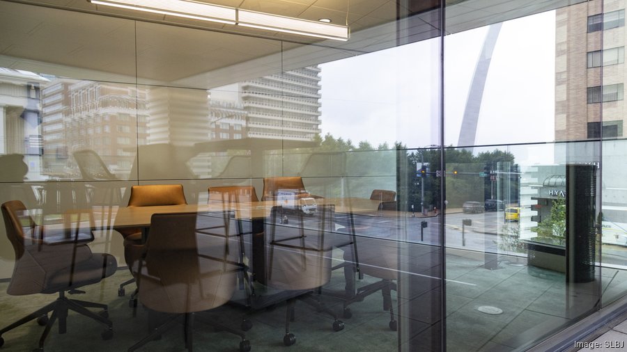 Hennessy & Roach law firm moves downtown St. Louis office to high-rise ...