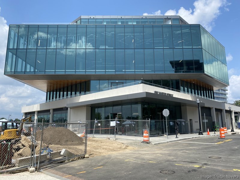 Inside The Wharf Phase 2 - Bizwomen