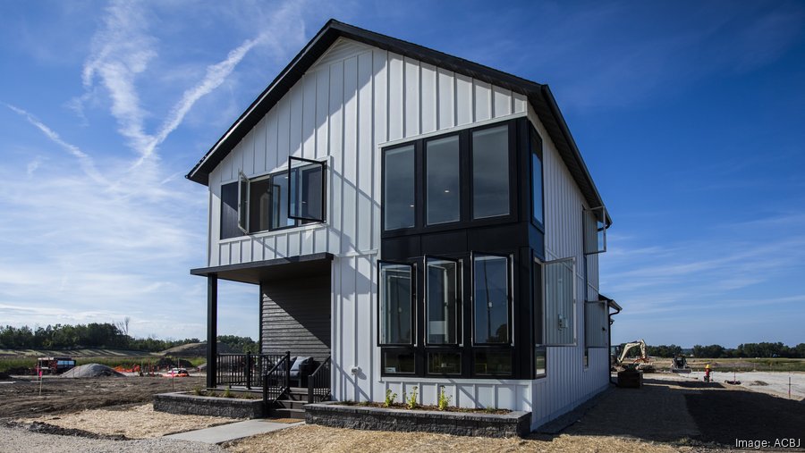 More apartments, townhomes cleared for Lakeshore Commons in Oak Creek ...