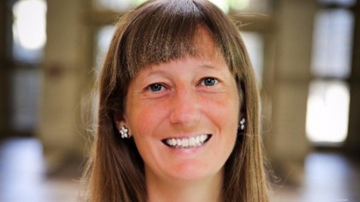 Cincinnati streetcar to be led by Lori Burchett - Cincinnati Business ...