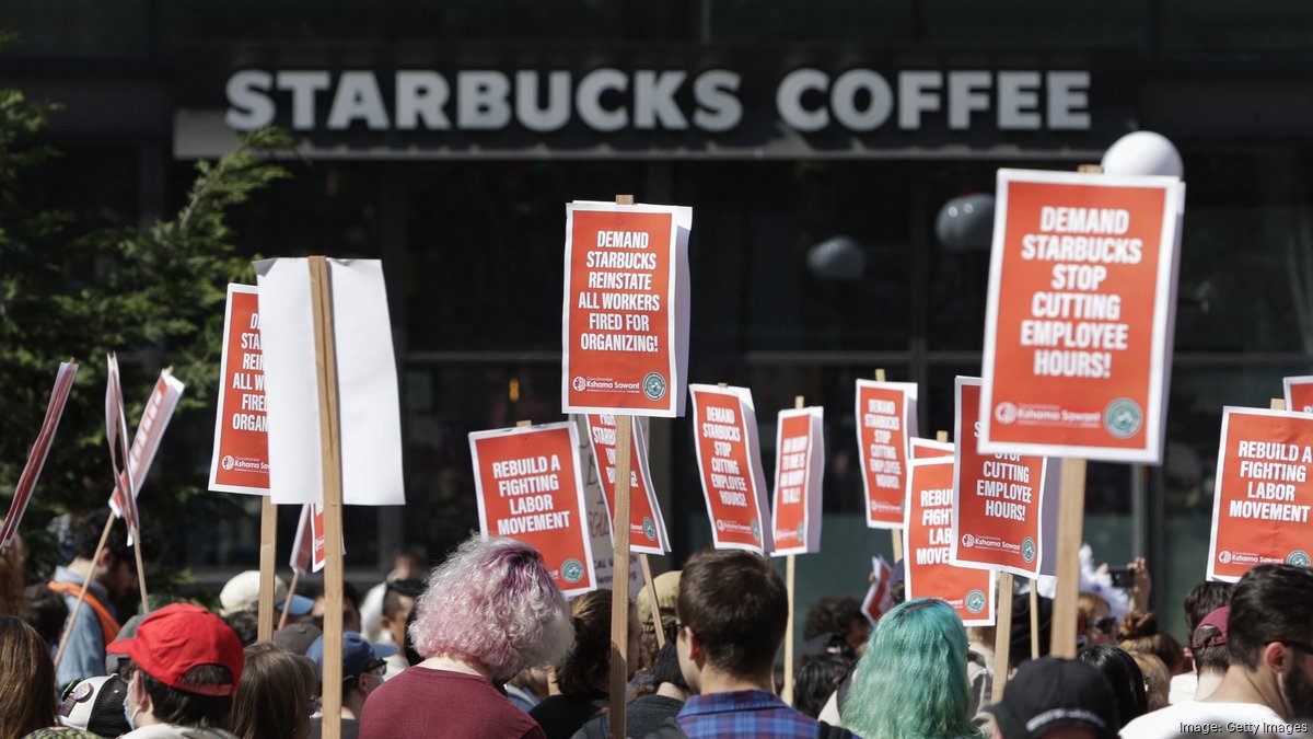 Starbucks says it wants to ink first union contracts next year - Puget ...