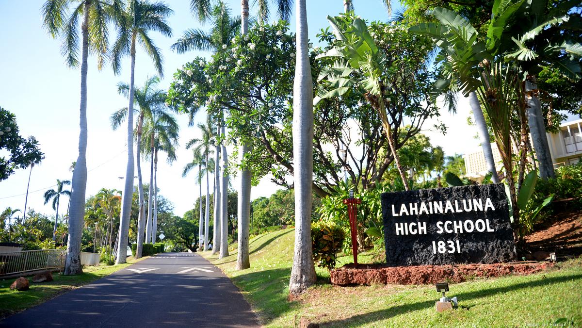 Lahainaluna High School Foundation awards $153K in scholarships ...