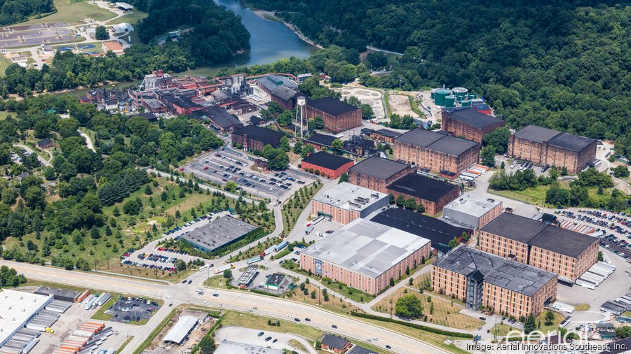 Buffalo Trace updates progress on $1.2 billion expansion - Louisville ...