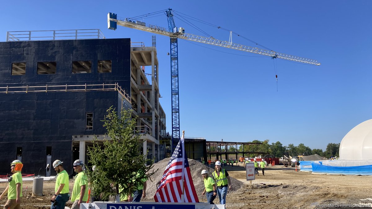 Mercy Health-Cincinnati celebrates key milestone on $200M Kings Mills ...