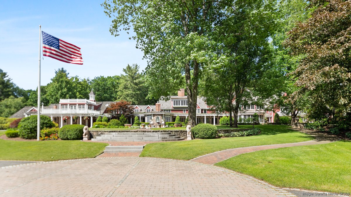 Yankee Candle founder's "Juggler Meadow" compound on the market for ...