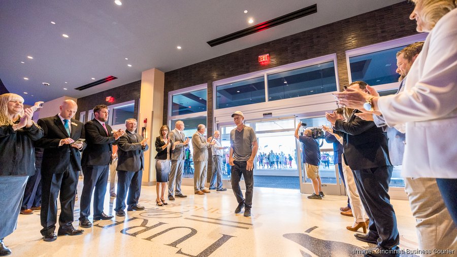 Churchill Downs-owned Turfway Park reopens after $226 million ...