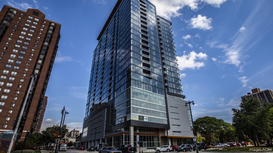 Ascent's top half opens, including 25-floor amenities such as rooftop ...