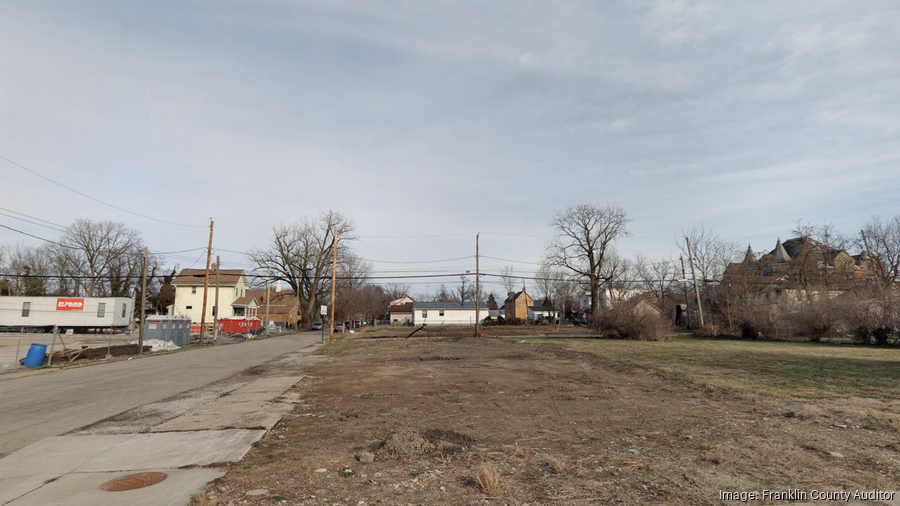 Rogue Fitness-related entities plan apartments in Milo-Grogan ...