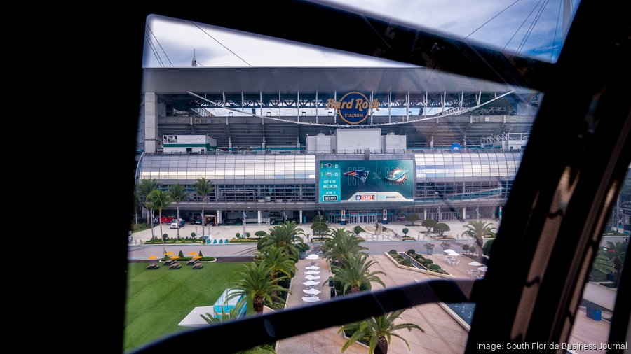 Hard Rock Stadium Unveils New Tailgate Venue Fountain Plaza Tailgate