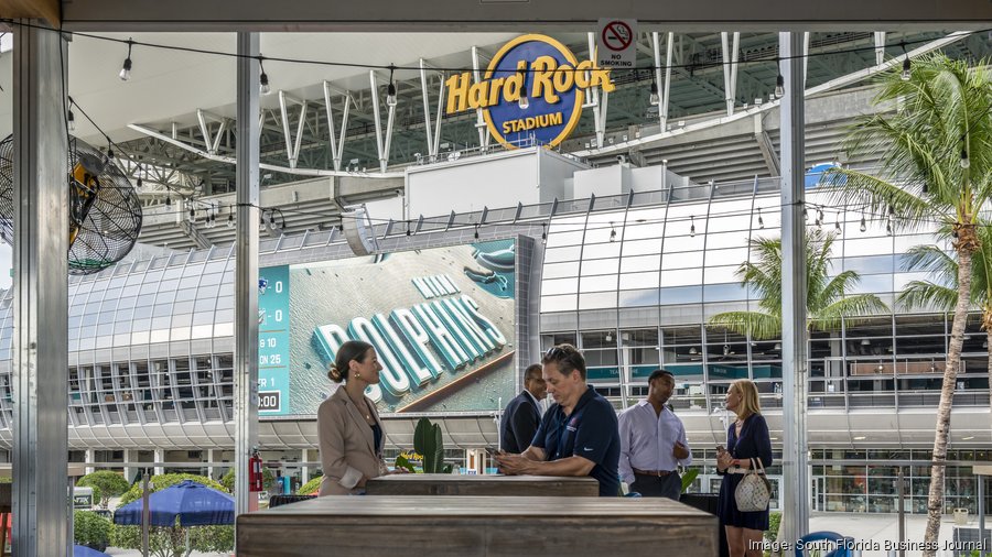 Hard Rock Stadium unveils new tailgate venue, Fountain Plaza Tailgate ...