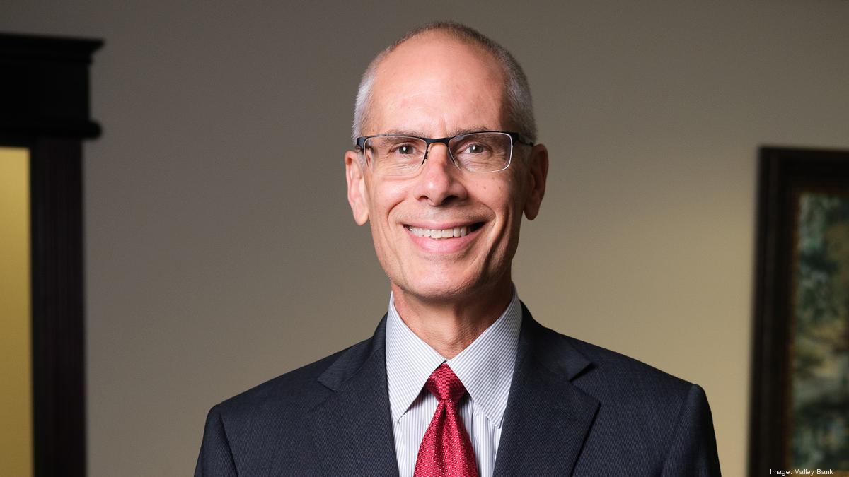 Valley Bank taps Tampa Bay banker to lead Manatee expansion - Tampa Bay ...
