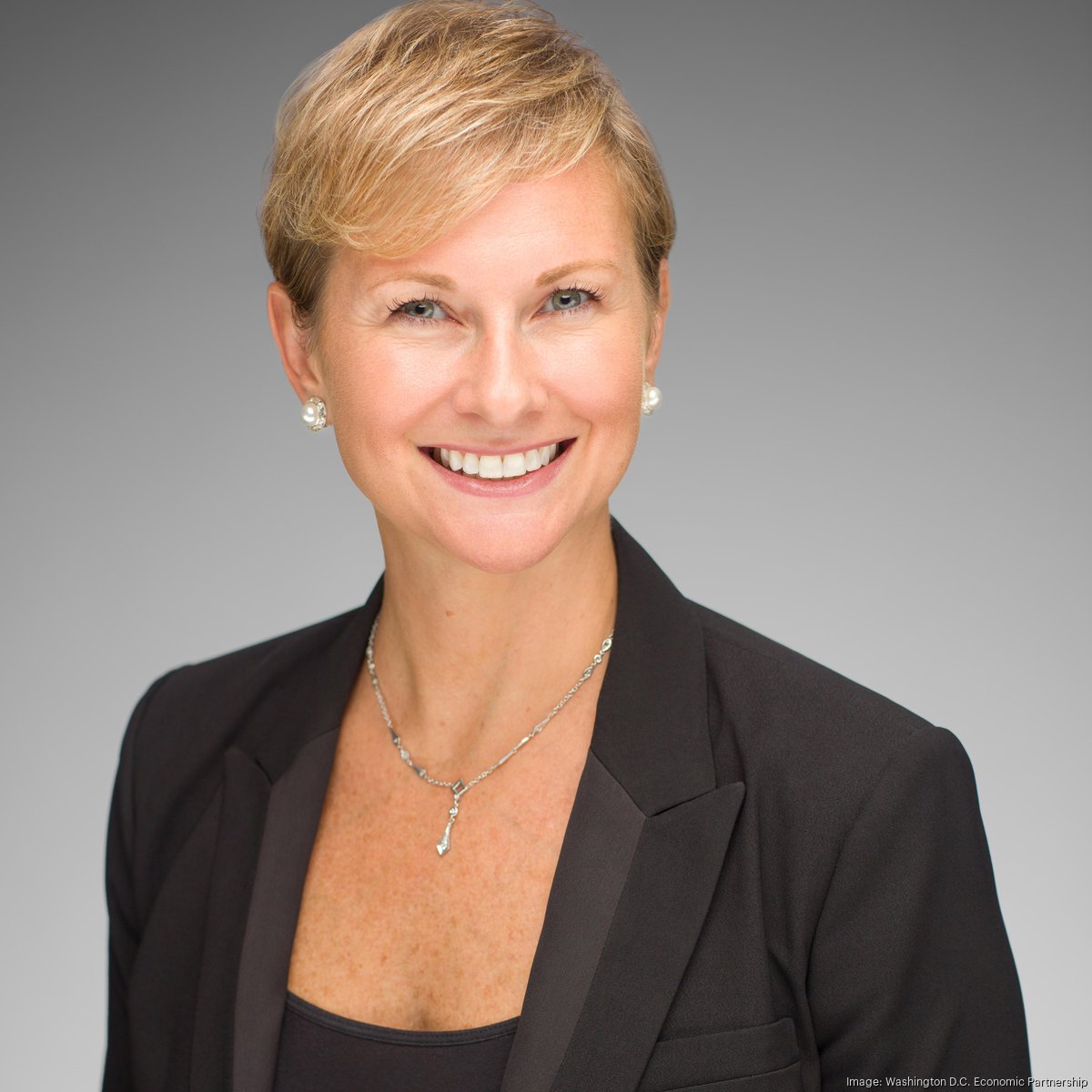 Suzanne White's Instagram, Twitter & Facebook on IDCrawl