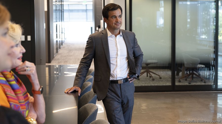JPMorgan Chase opens new office at 1900 N. Akard in downtown Dallas ...