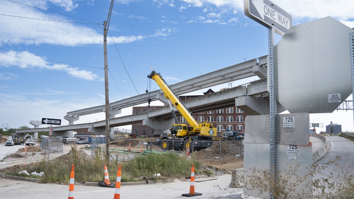 U.S. 169 southbound will close through Fall 2024 for the Buck O'Neil ...