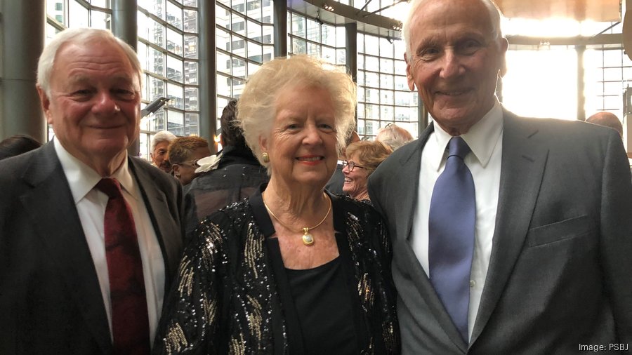 Seattle Symphony opens season at Benaroya Hall - Puget Sound Business ...