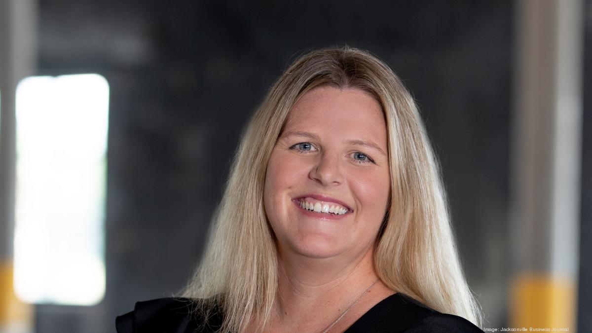 Jennifer Hendry's Instagram, Twitter & Facebook on IDCrawl