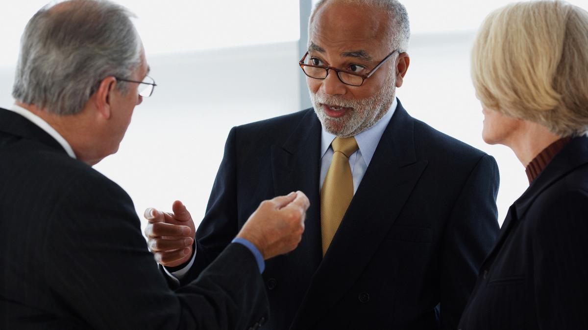 A CEO’s secret weapon during turbulent times: Peer groups - Boston ...