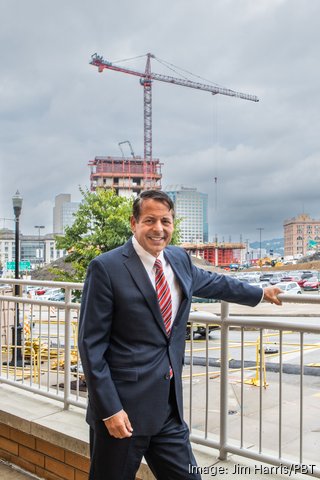 F.N.B. forges its own path - Pittsburgh Business Times