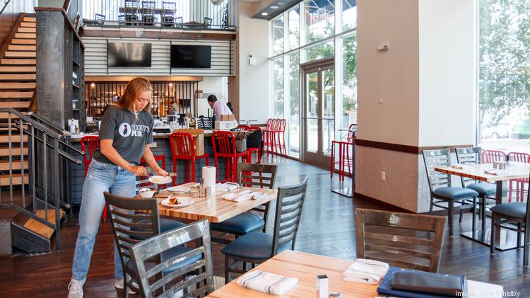 Restaurant Roundup: Alex Belew to compete on Gordon Ramsay's 'Hell's ...