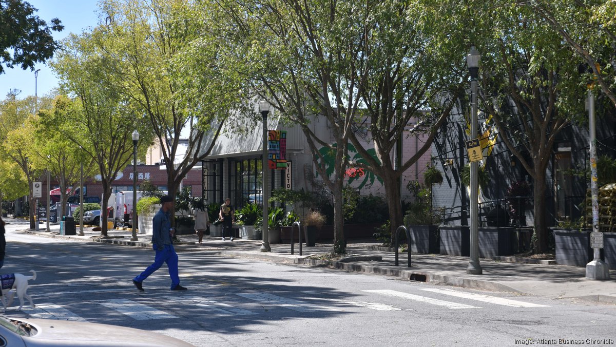 Decatur launches downtown shuttle service - Atlanta Business Chronicle