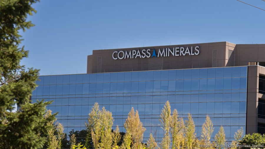 Compass Minerals loses Forest Service for new fire retardant business - Kansas City Business Journal