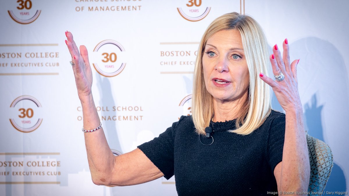 Former CVS Health CEO Karen Lynch donates to Lynn University - Bizwomen