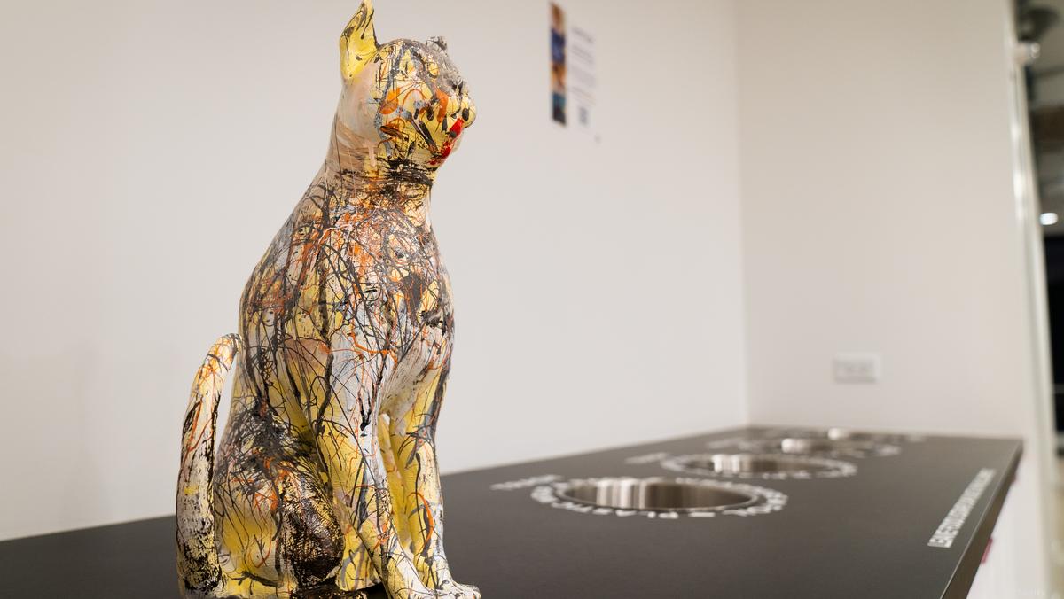 Why Spotify decorated its New York City office with cat statues - New ...