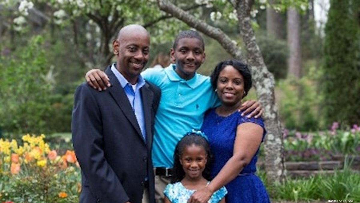 2022 Leaders in Diversity Awards: Anika Wall with MetLife - Triangle ...