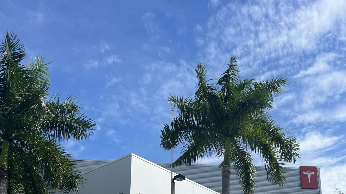 Tesla to open collision center in Fort Lauderdale - South Florida ...