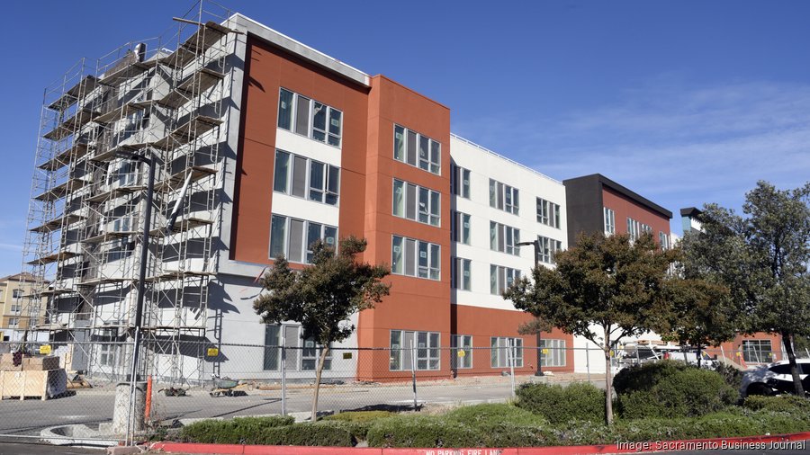 New county courthouse, CalSTRS building near completion - Sacramento ...