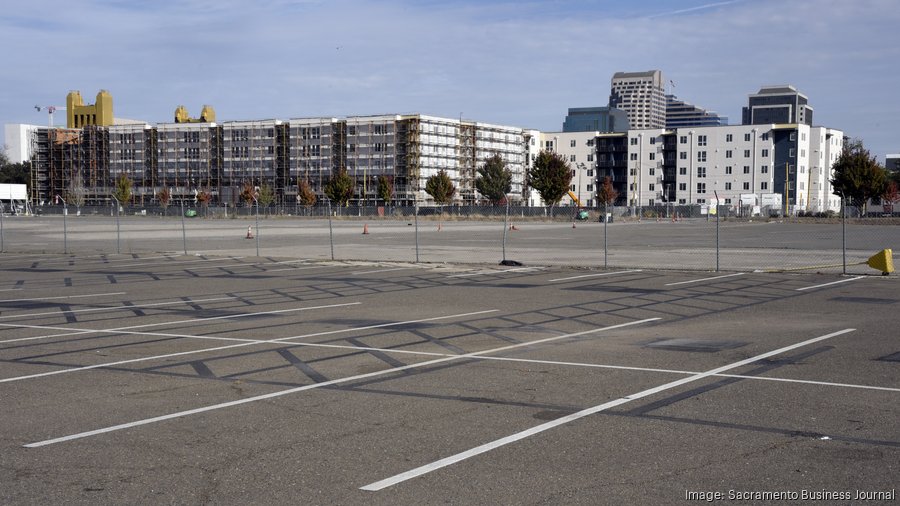 New county courthouse, CalSTRS building near completion - Sacramento ...