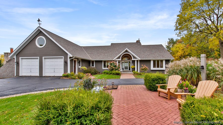 10-acre New Berlin property with pool sells for $1.38M: Slideshow ...