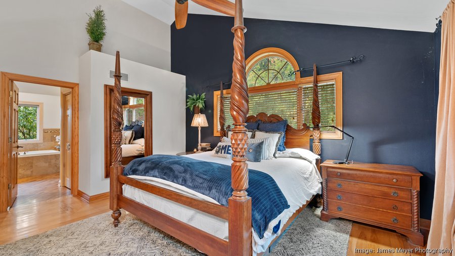 10-acre New Berlin property with pool sells for $1.38M: Slideshow ...