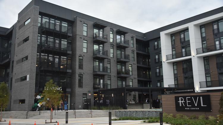 Barvin opens Revl Med Center apartment complex near TMC - Houston ...